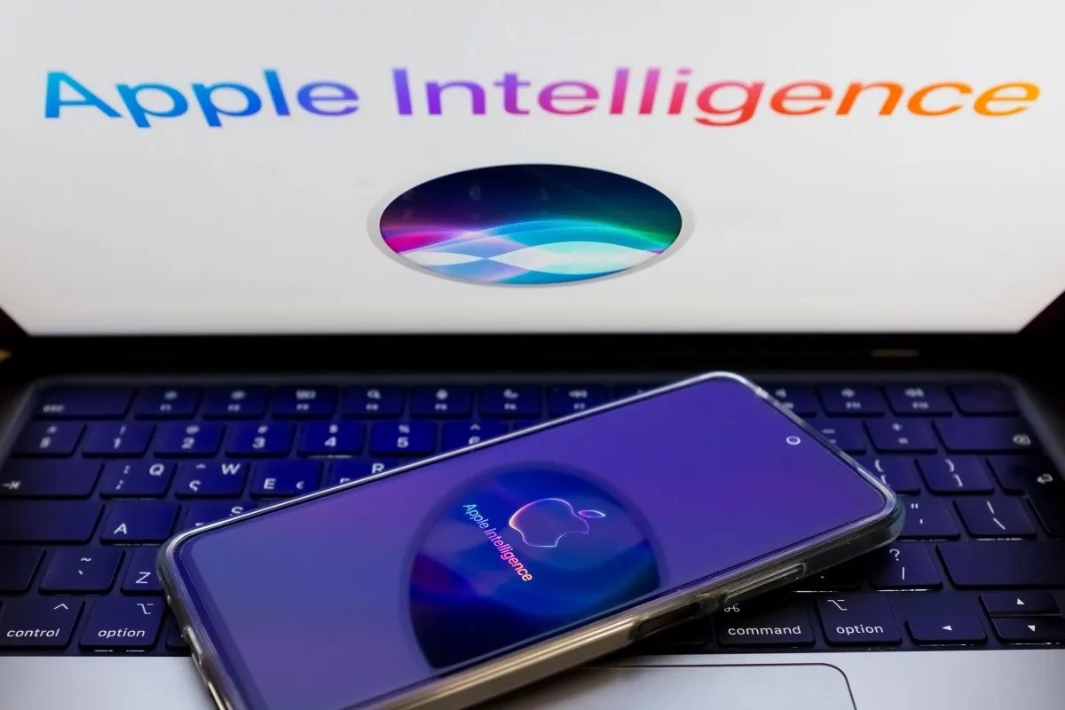 Apple to Launch Gemini-Powered Siri in February, Report Says